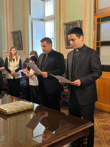 Alejandro Barrios, nuestro capellán, ordenado diácono en la Catedral de ...